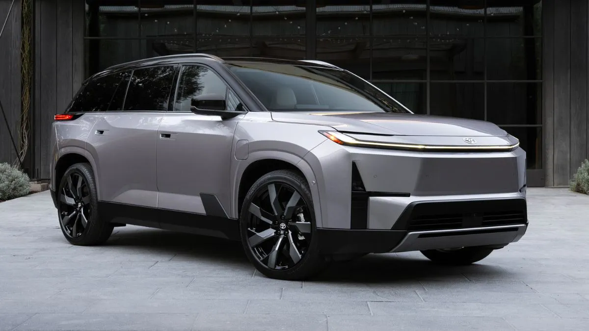 In Pics: 2027 Toyota Highlander EV Debuts With 515 Km Range; Check ...