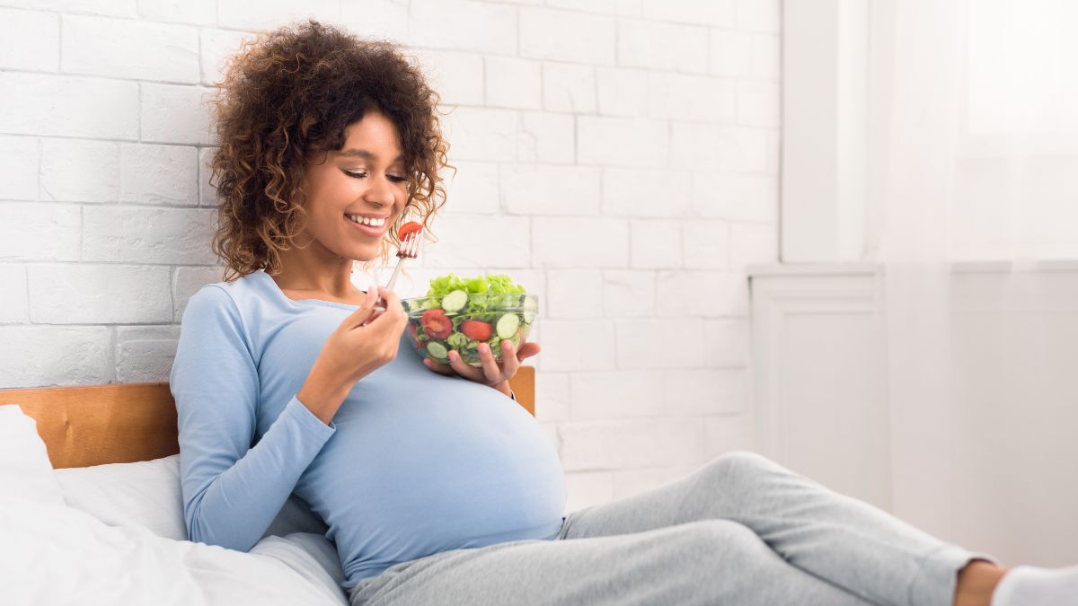 Planning Pregnancy In 2026? Gynaecologist Suggests You To Do These 4 ...