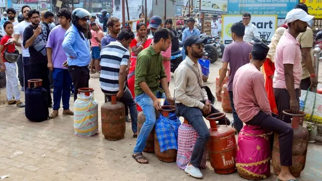 LPG Cylinder Booking Online: How To Book And Apply For A New LPG Gas ...