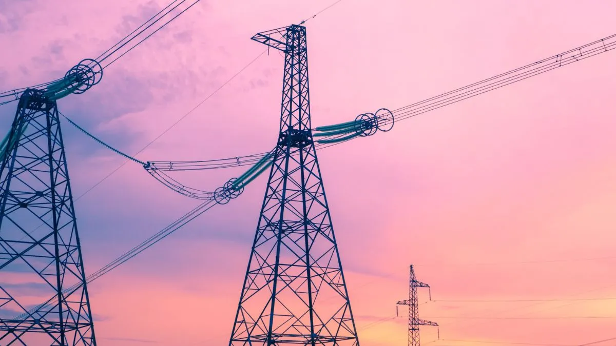 UP Power Cut Sparks Protests As 10,000 Homes Left Without Electricity ...