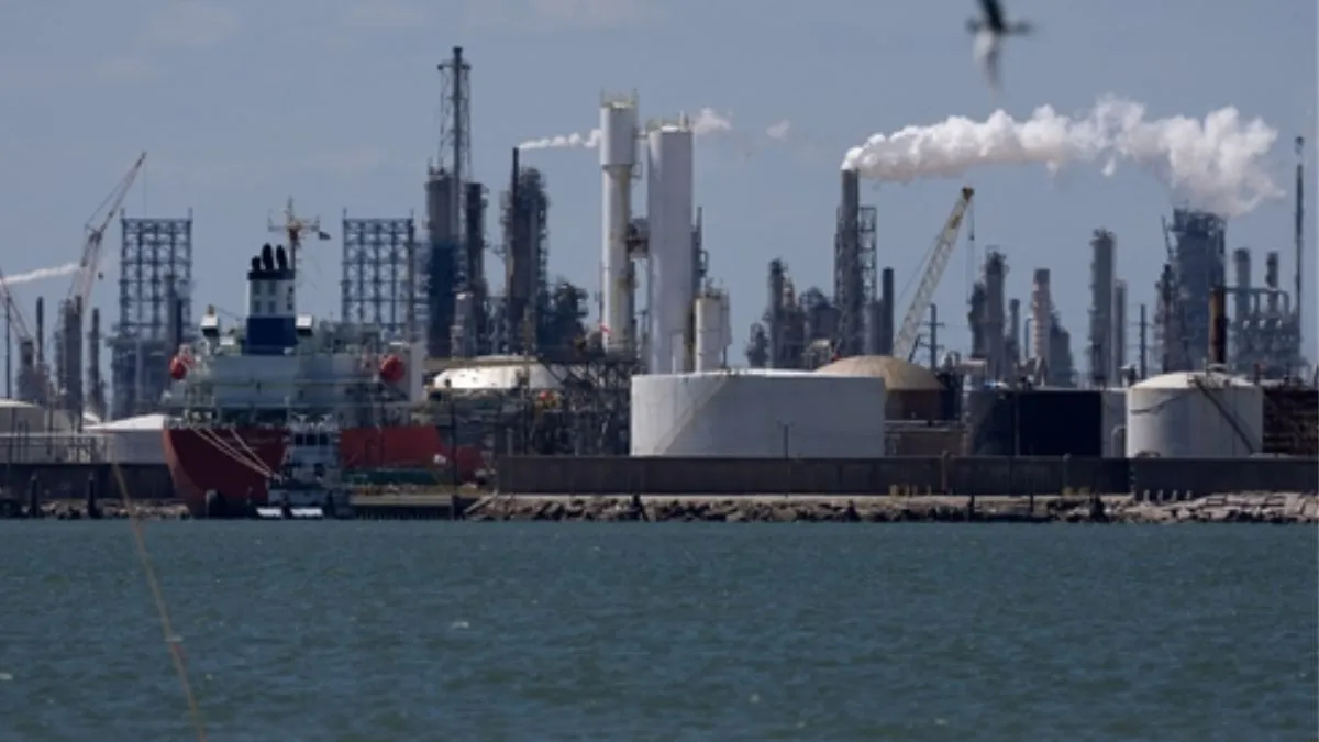 Iran War: Oil Refineries, Gas Fields Emerge As Key Targets; Which ...