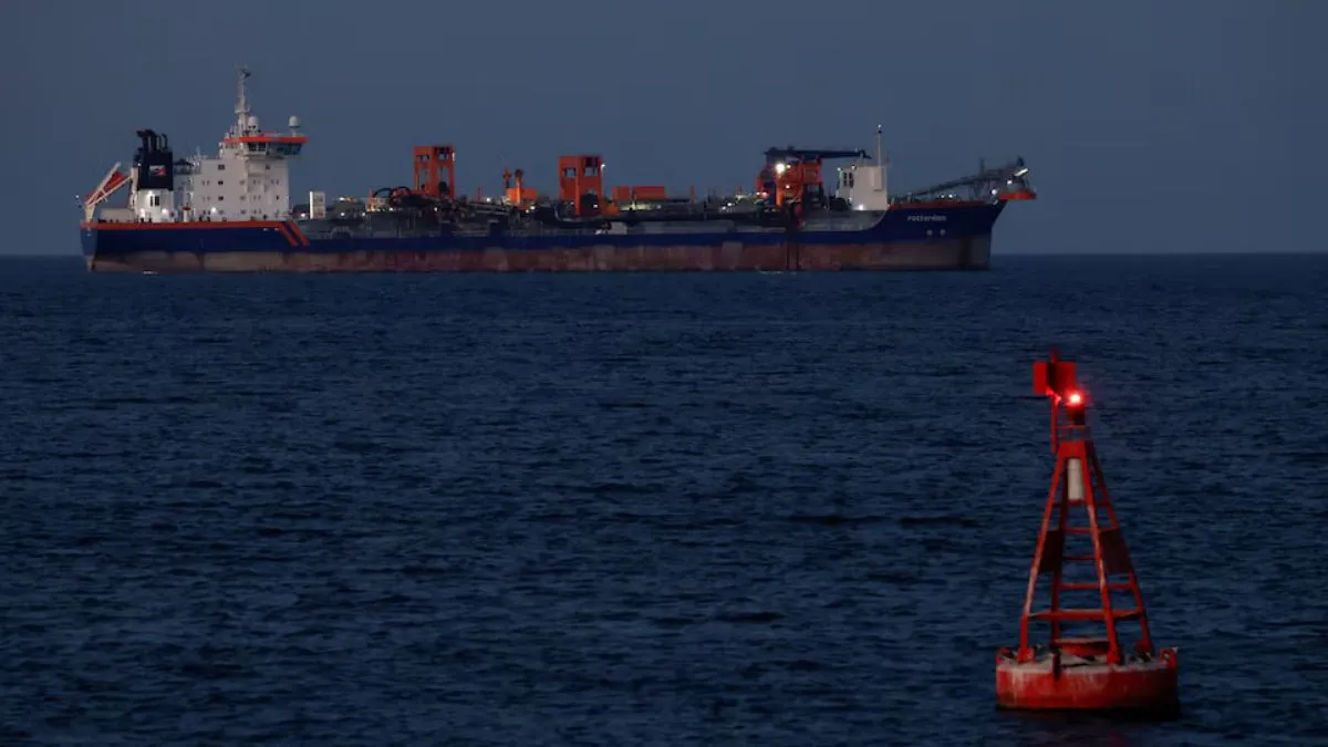 Middle East Conflict: Indian Ships And Sailors In Gulf Region Remain ...