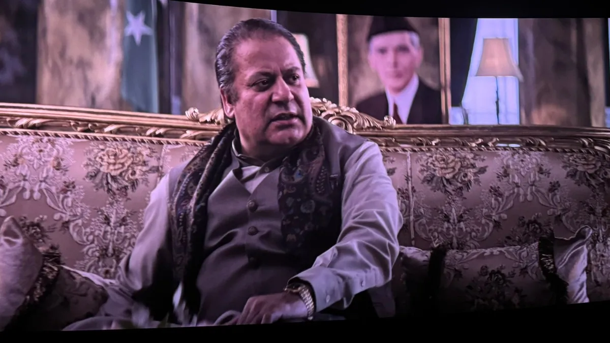 Meet Dhurandhar 2 Actor Mashhoor Amrohi Going Viral For Uncanny ...