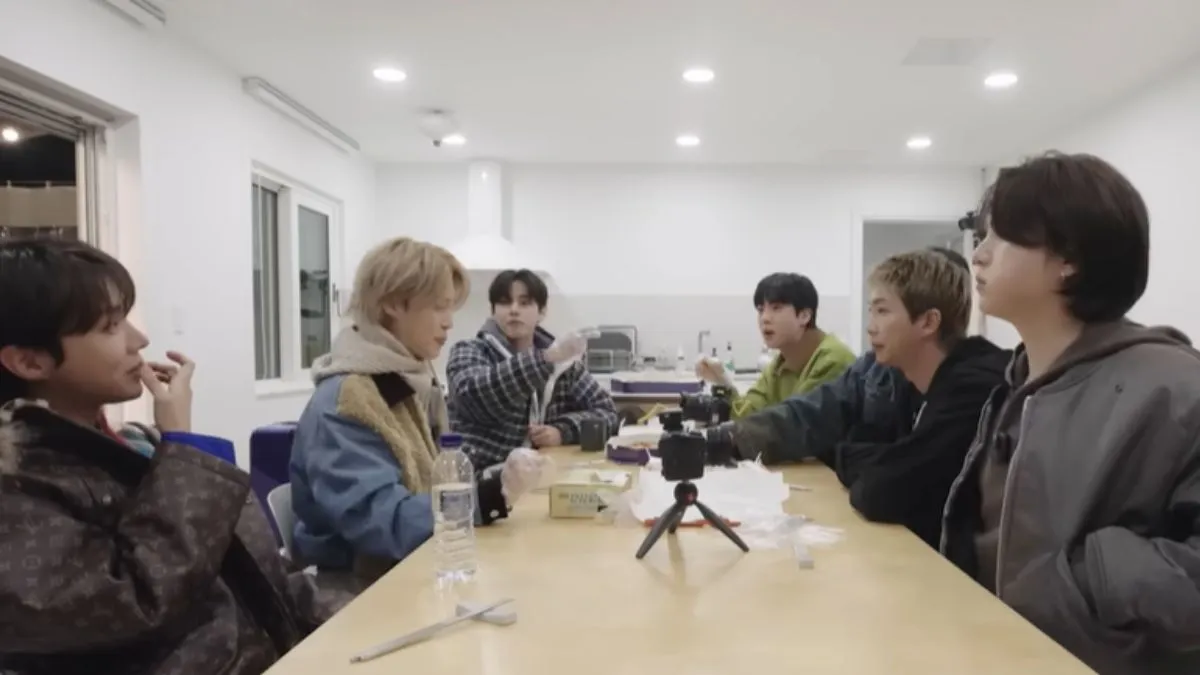 Run BTS 2.0 Episode 1 Out: BTS Bring Back Chaos With Hilarious Room ...