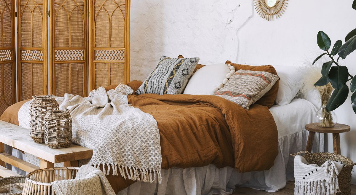 4 Boho Bedroom Decor Ideas To Create Cosy Vibe