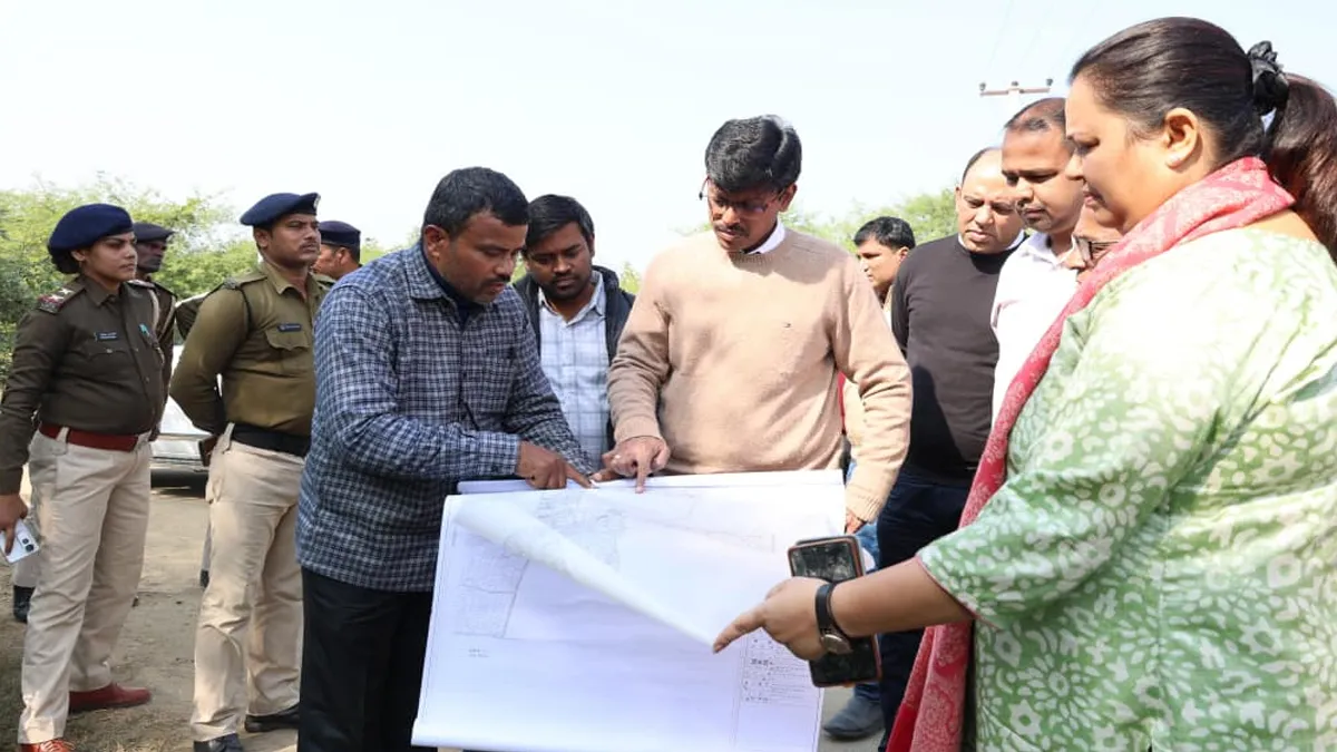 Patna DM Urges Fast-Track Development Of Fatuha Fintech City; Youth ...
