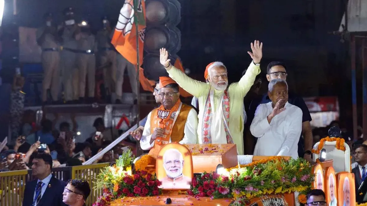Bihar Election 2025: PM Modi’s Roadshow And Rallies Strengthen NDA ...
