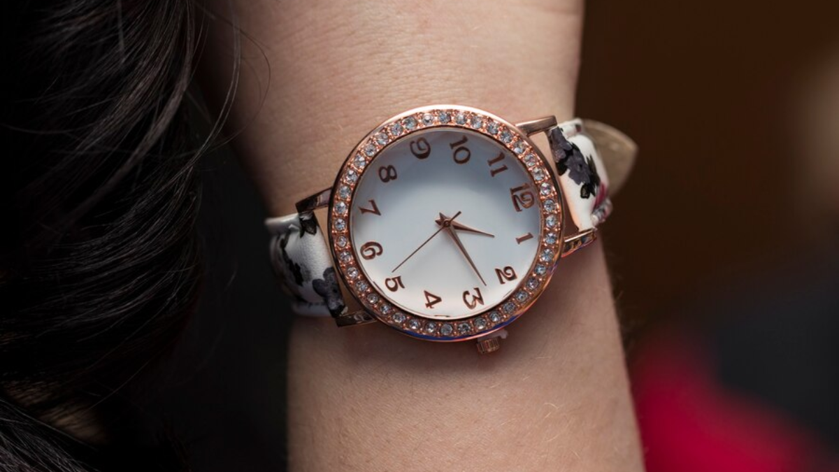 Best Fossil Watches For Women: Elegant Accessories For Timeless Style