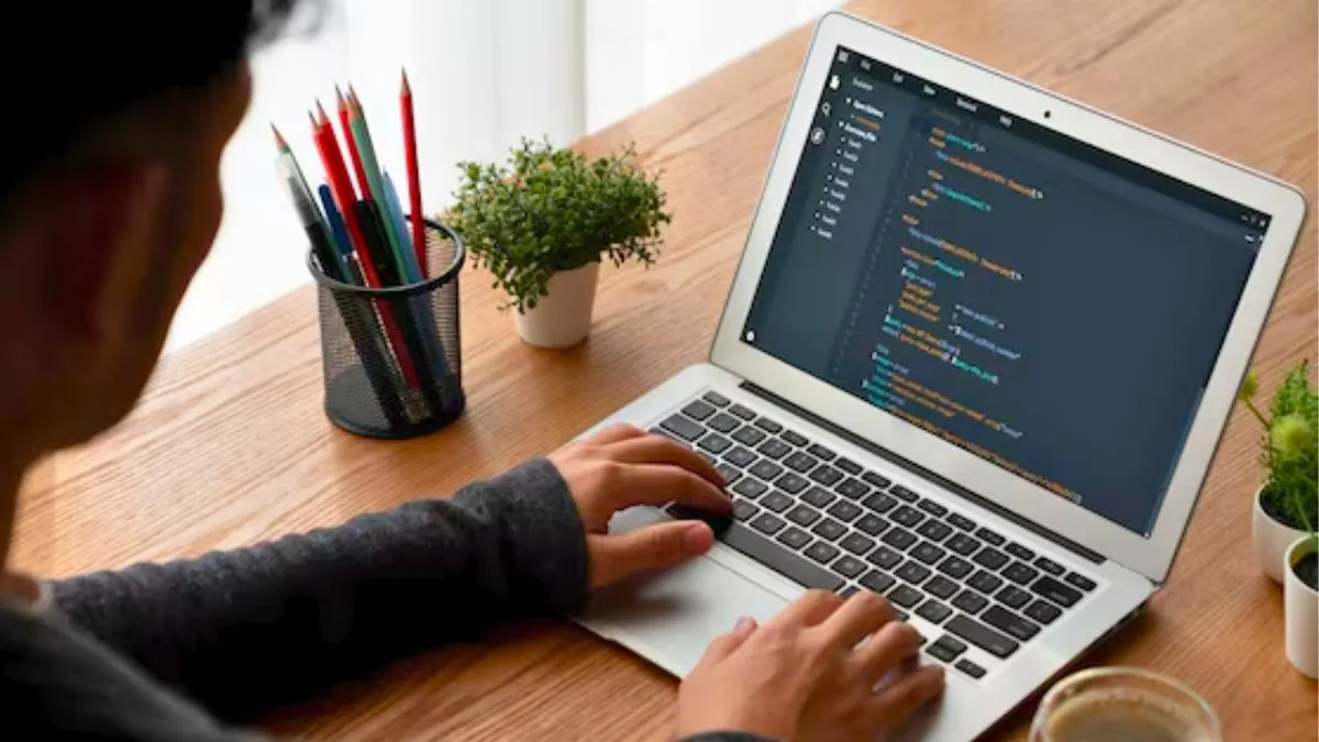 What Are The Best Alternatives To MacBook For Coding Under 50000? Find Budget Laptops Of 2025