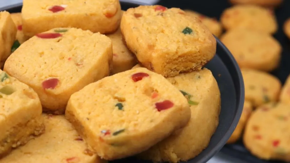 Top 6 Snacks To Get From Karachi Bakery: Cakes, Cookies, And Biscuits ...