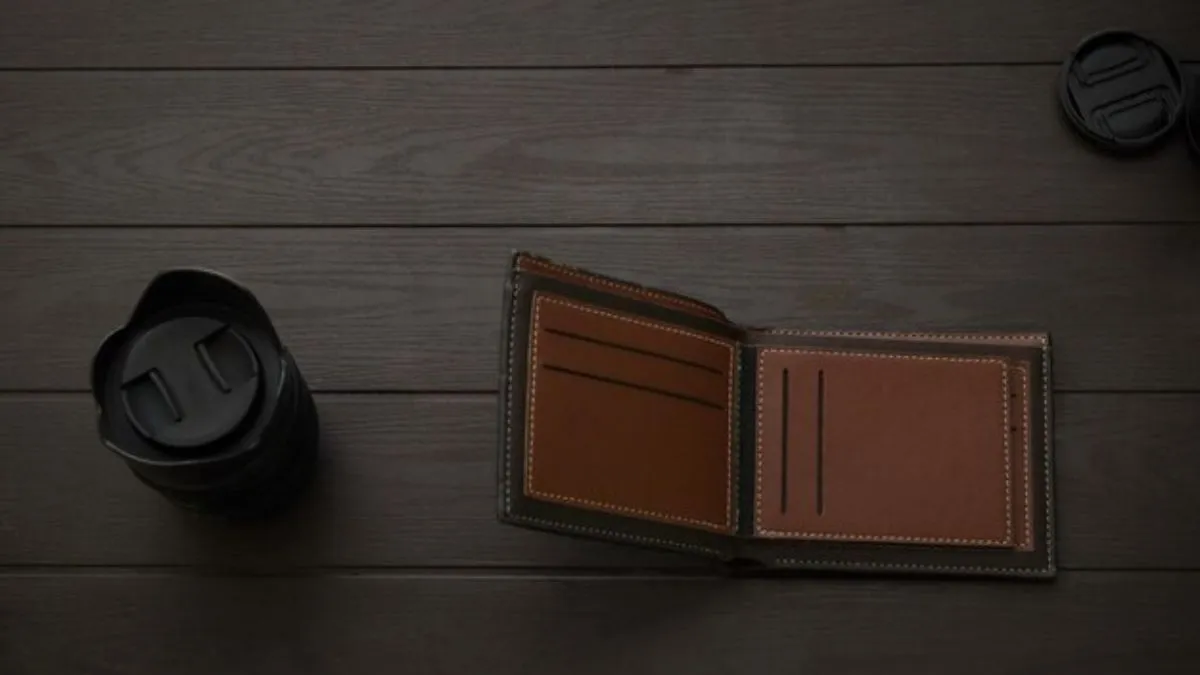 7 Best Wallet Designs For Men: Stylish And Secure