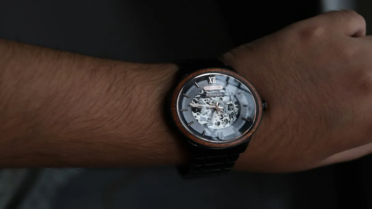 Beyond Quartz: Why Mechanical Watches Remain Timeless?