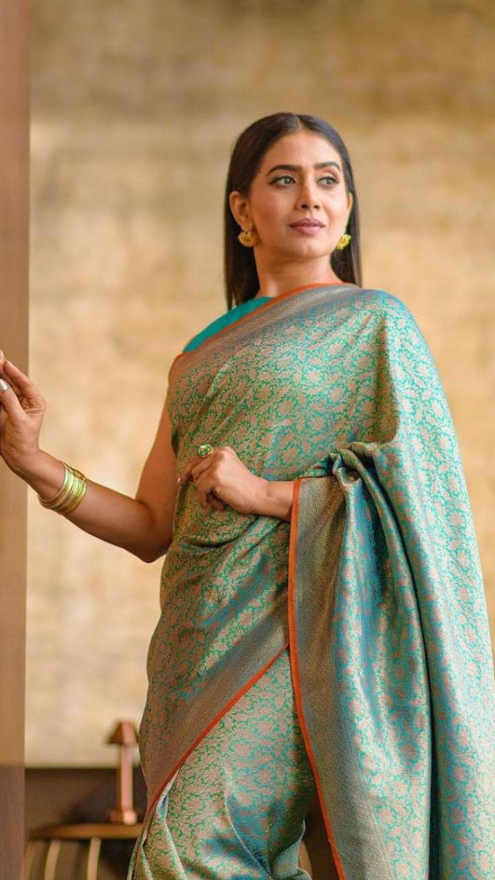 5 Ethereal Silk Saree By Sonali Kulkarni For Sangeet Night