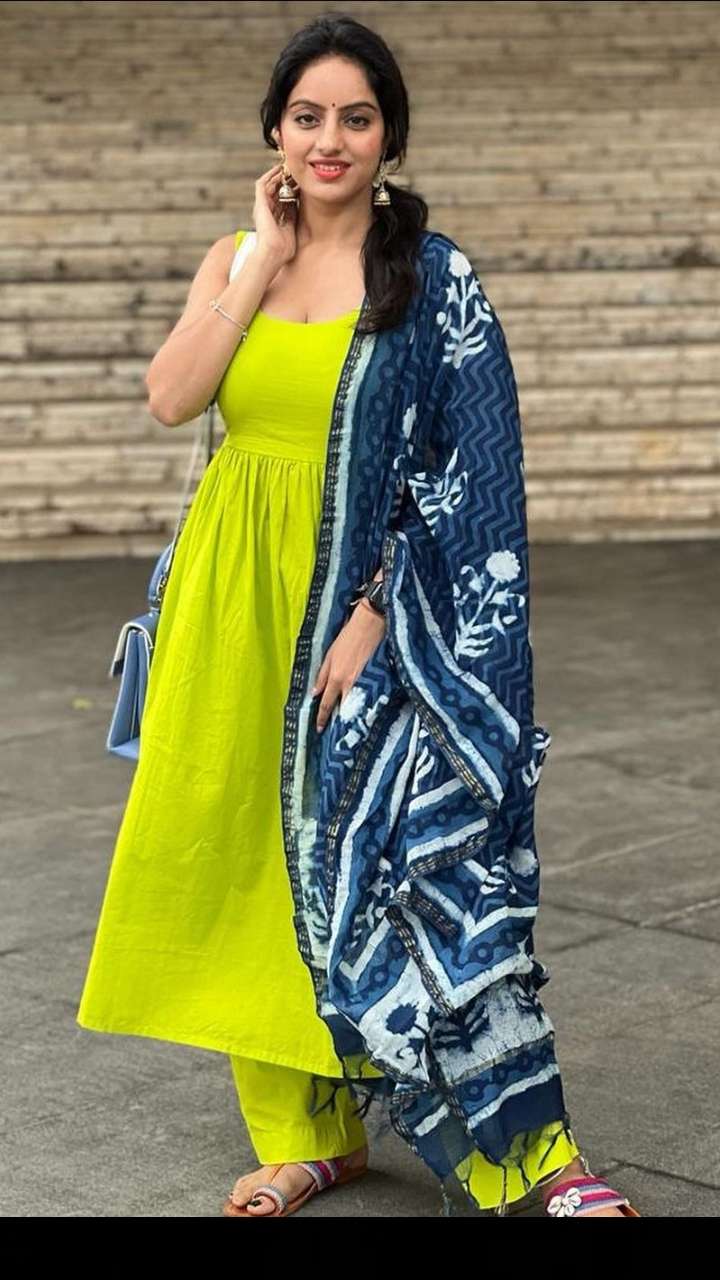 6 Comfy Suit Sets By Deepika Singh For Monsoon Office Look