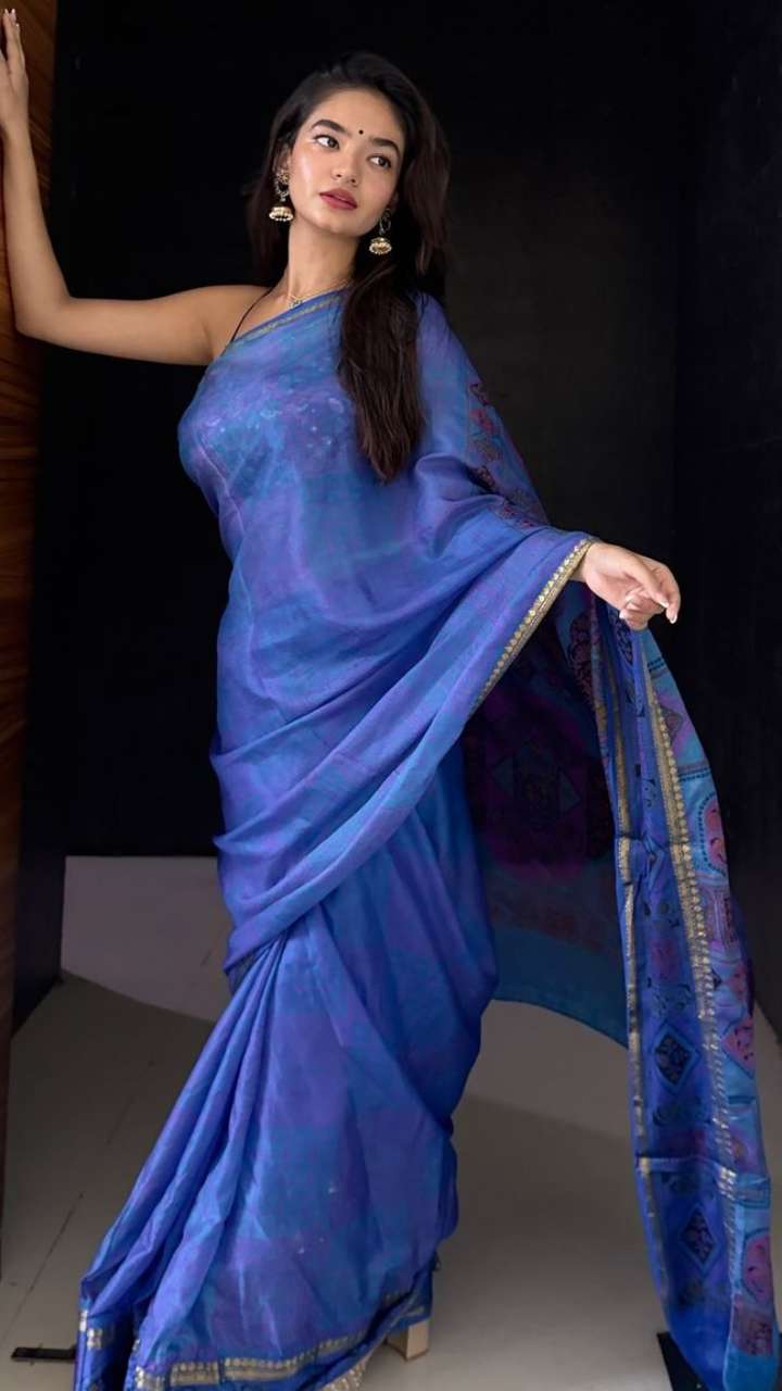 6 Stunning Lightweight Sarees By Anushka Sen For Young Girls