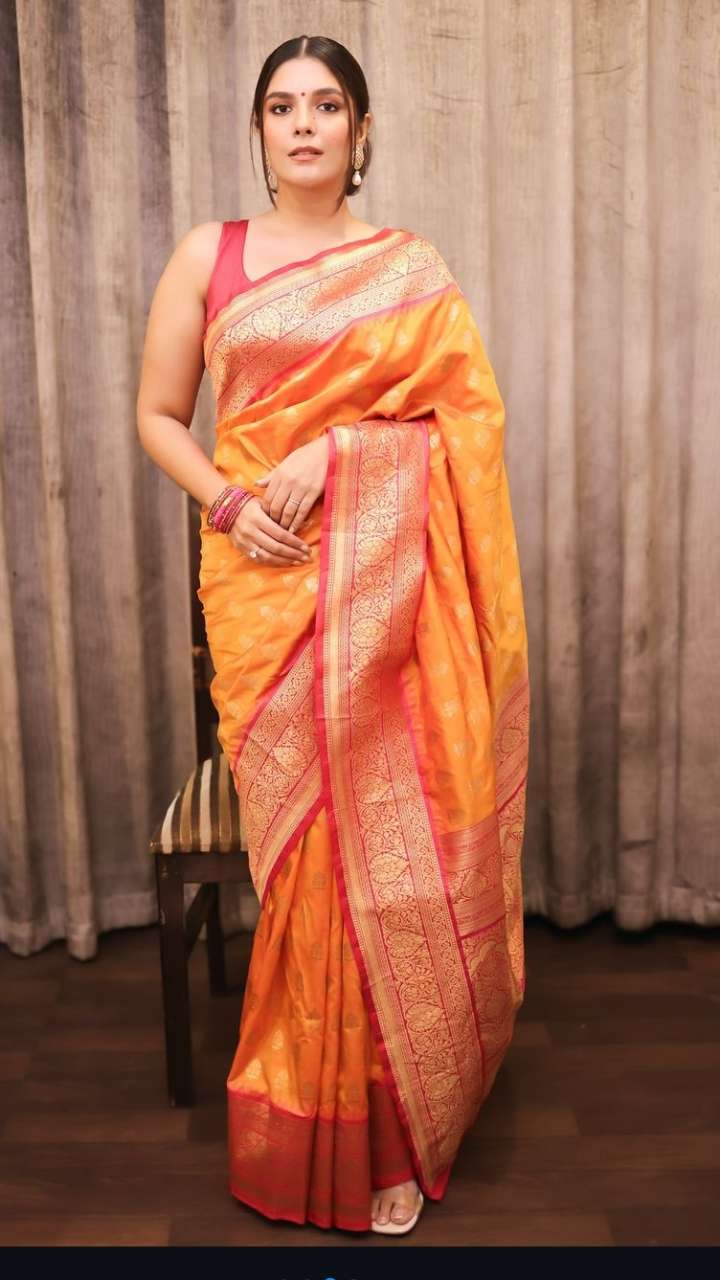 6 Traditional Sarees From Pooja Gor's Closet For Newlyweds