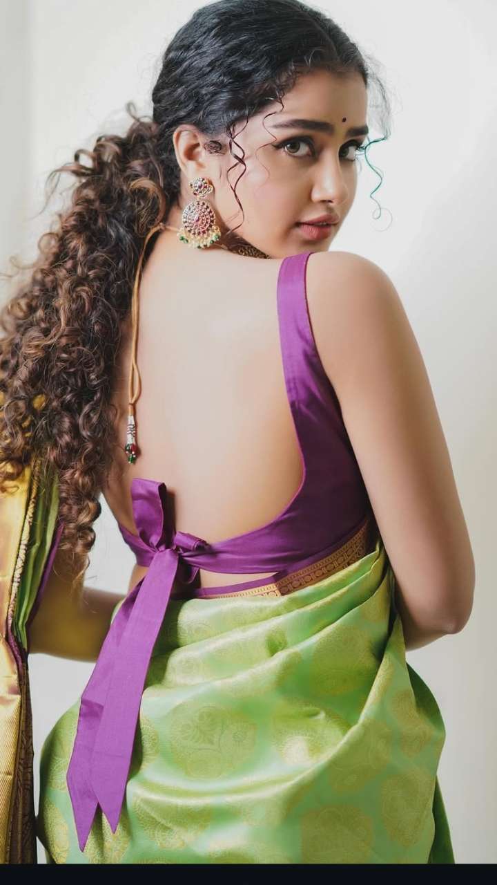 5 Modern Saree Blouses By Anupama Parmeswaran For Young Girls