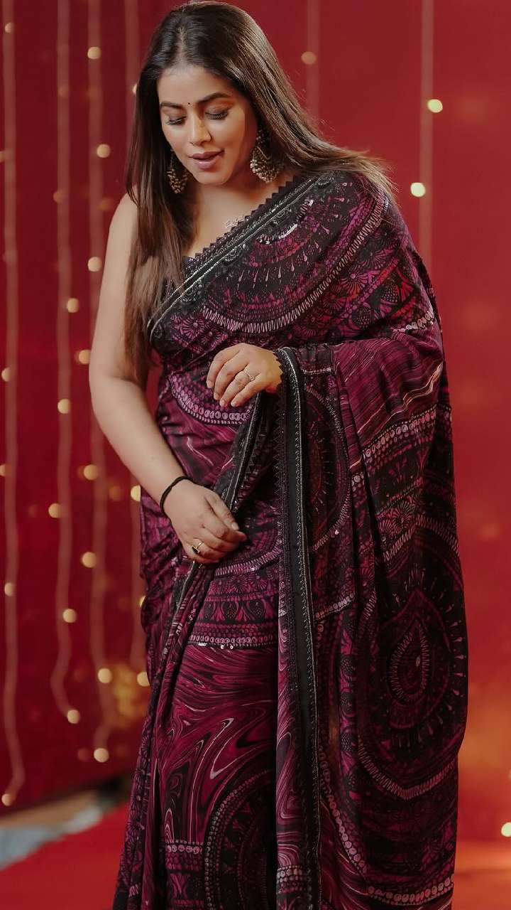 Shamna Kasim’s Saree Blouse Designs For Plus Size Women