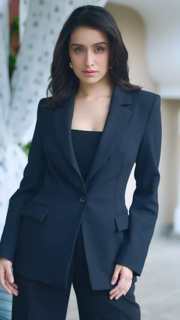 Interview Outfit Hacks: Top 7 Dressing Tips To Crack Your Next Interview!