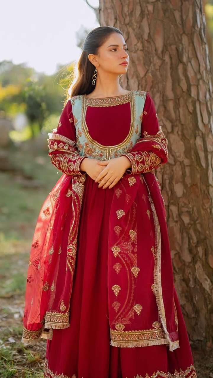 Pakistani Actress Dananeer Mobeen’s 8 Regal Suit Sets For Eid 2025