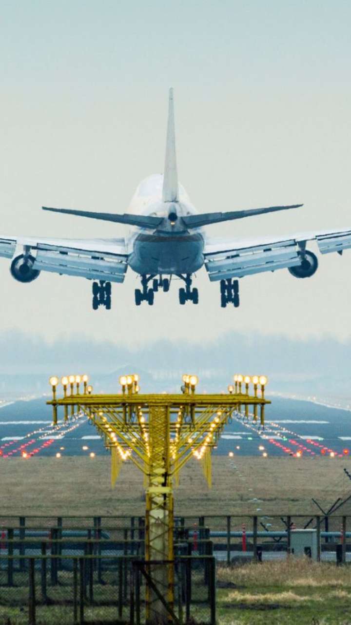 First Time Flying On Plane With Kids? 5 Useful Tips To Keep In Mind