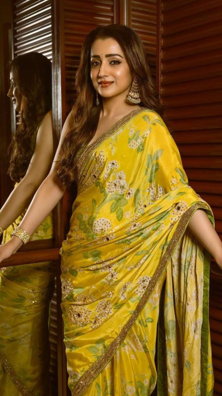 Trisha Krishnan Inspired Saree Blouse Designs For Young Teachers!