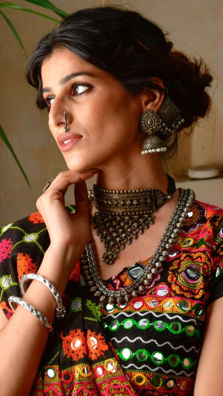 Makeup Tips To Recreate A Glamorous Festive Look