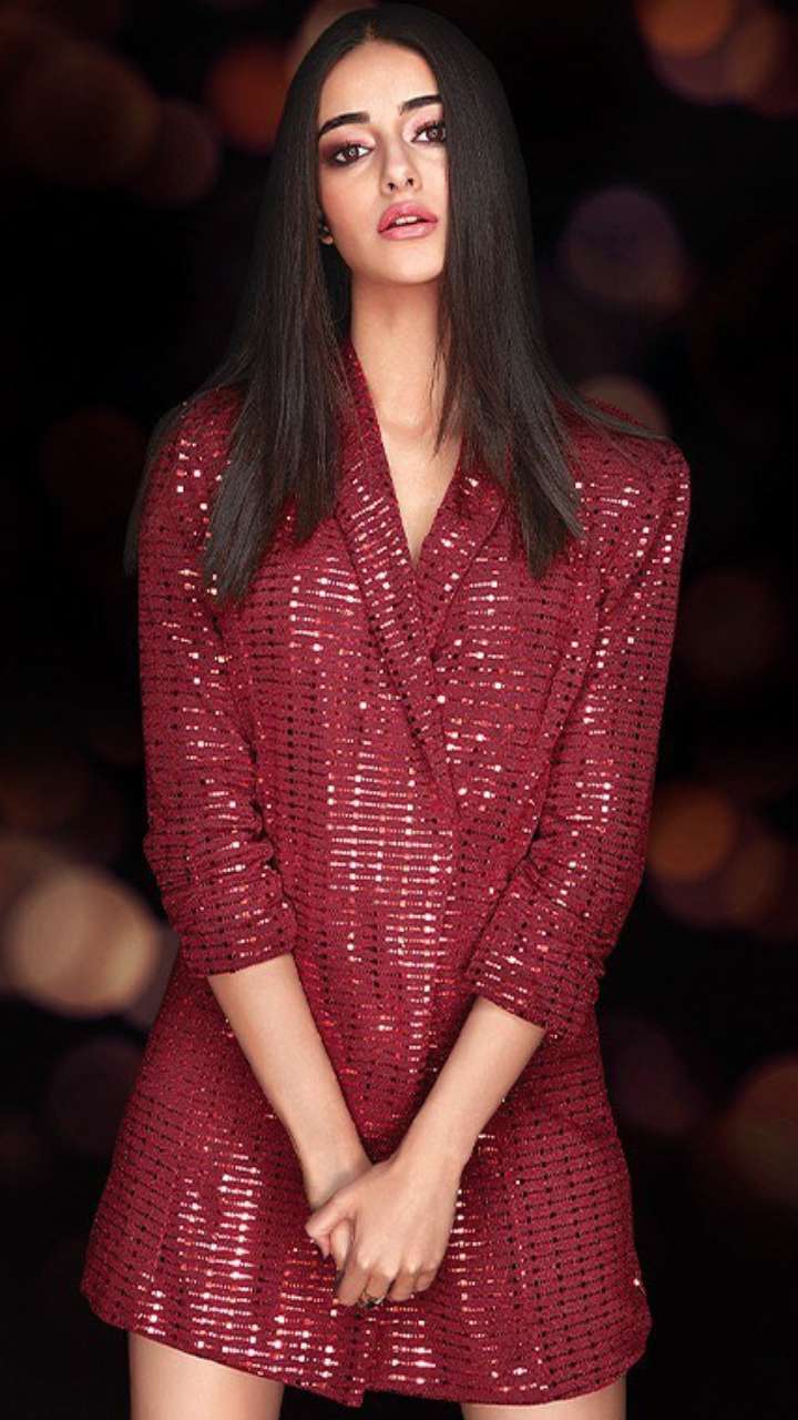 Bollywood Divas Inspired Best Blingy Outfits For A Party Look