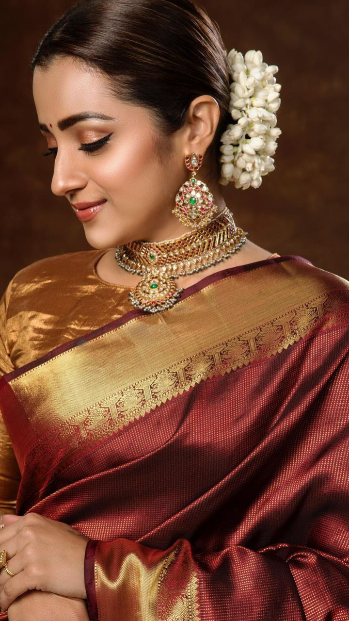 Ponniyin Selvan: I Actress Trisha Krishnan Looks Fab in Ethnics