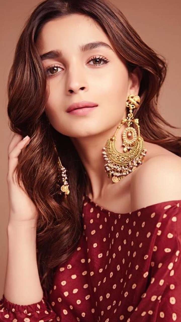 Alia Bhatt Inspired Best Earring Collection For Bridesmaid