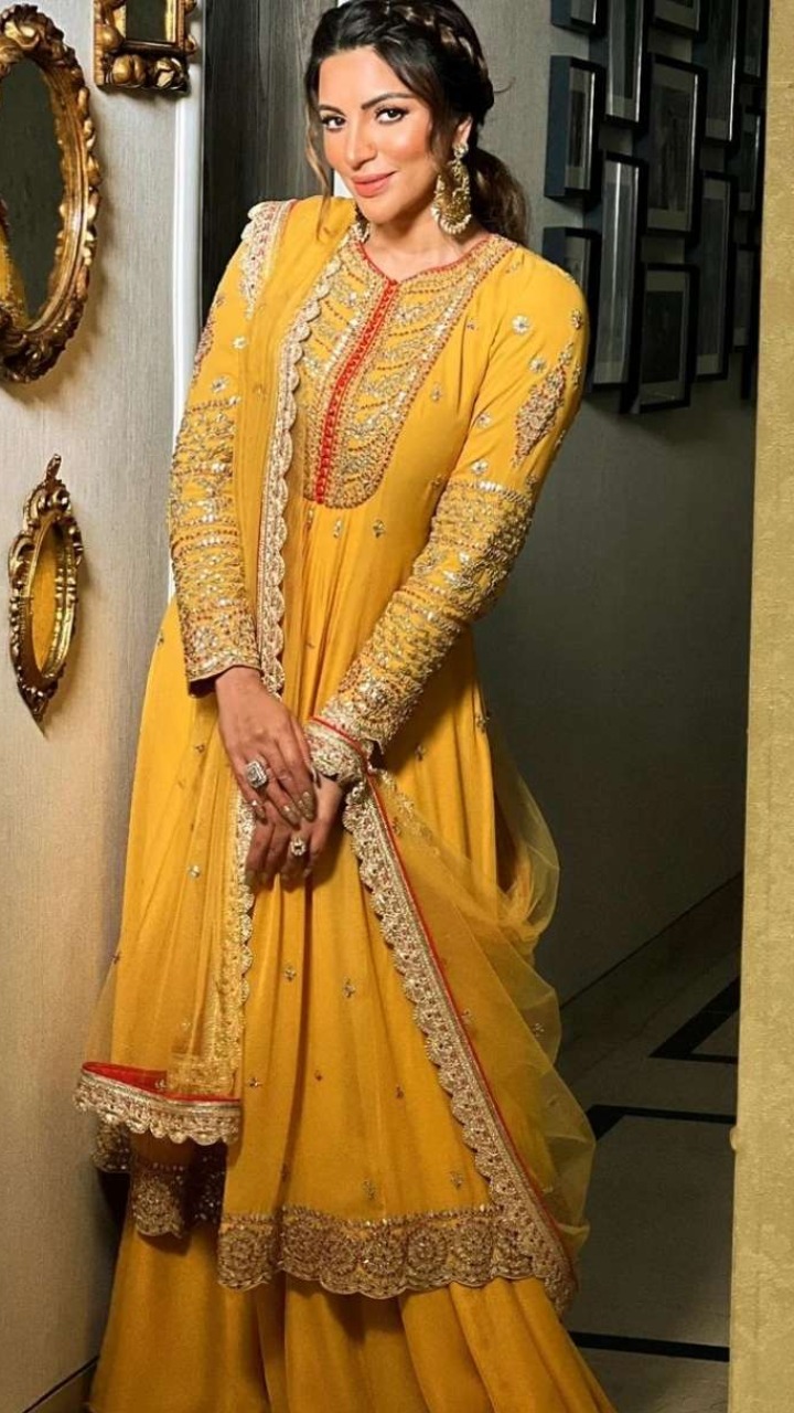 Shama Sikander Looks Like A Ray Of Sunshine In Her Festive Look