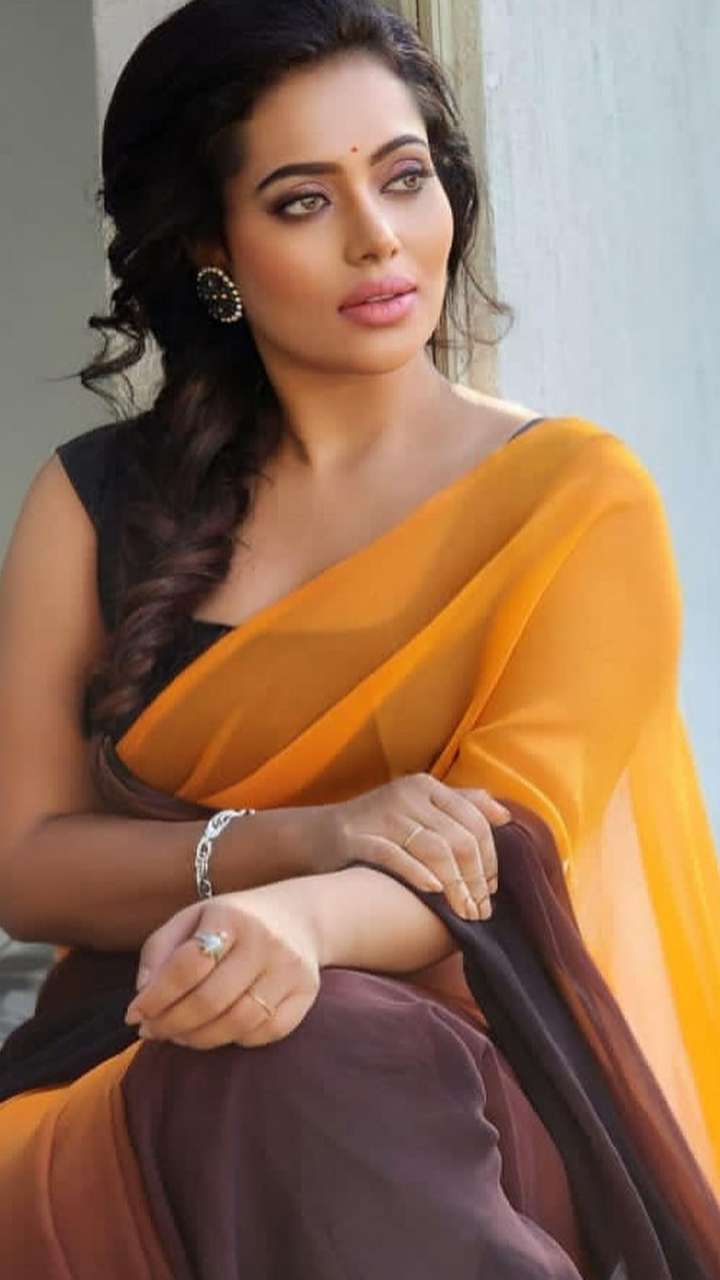 Remya Penickar In Gorgeous Sarees | Bigg Boss Malyalam Fame Remya