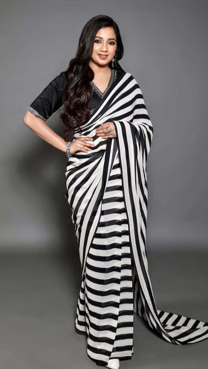 Shreya Ghoshal Impressed Us With Her Ethnic Fashion| Saree Looks ...