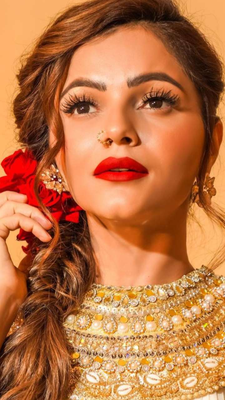 Rubina Dilaik Inspired Trendy Wedding Guest Hairstyles| Easy Hairstyles ...