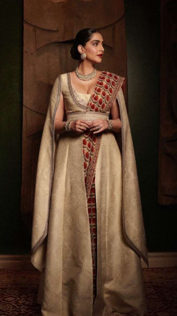 Dazzling Outfits Dwelled In Hues Of White And Gold At NMACC Gala