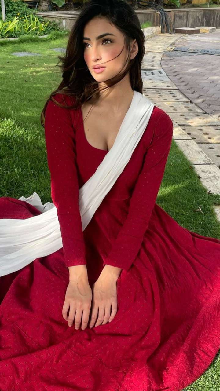 Eid 2023: Palak Tiwari Suit Looks | Suit Design For Girls| Teenage Fashion