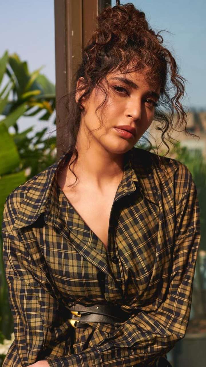 Karishma Tanna Inspired Quirky& Trendy Hairstyles| Trendy Hairstyles