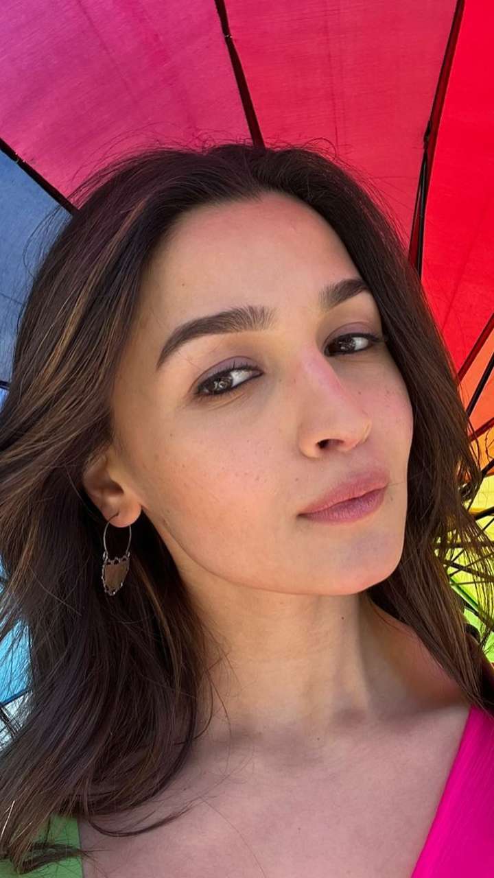 Alia Bhatt's Natural Neem Face Mask | Tips For Glowing Skin