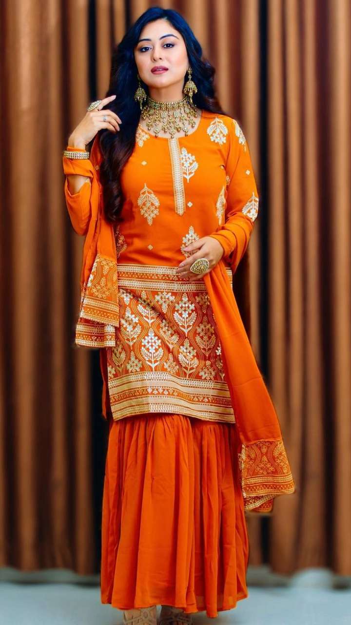 Eid Al Adha 2023: Falak Naaz Gorgeous Suit Looks For Eid| Bigg Boss OTT Eid Al Adha 2023: Falak Naaz Gorgeous Suit Looks For Eid| Bigg Boss OTT