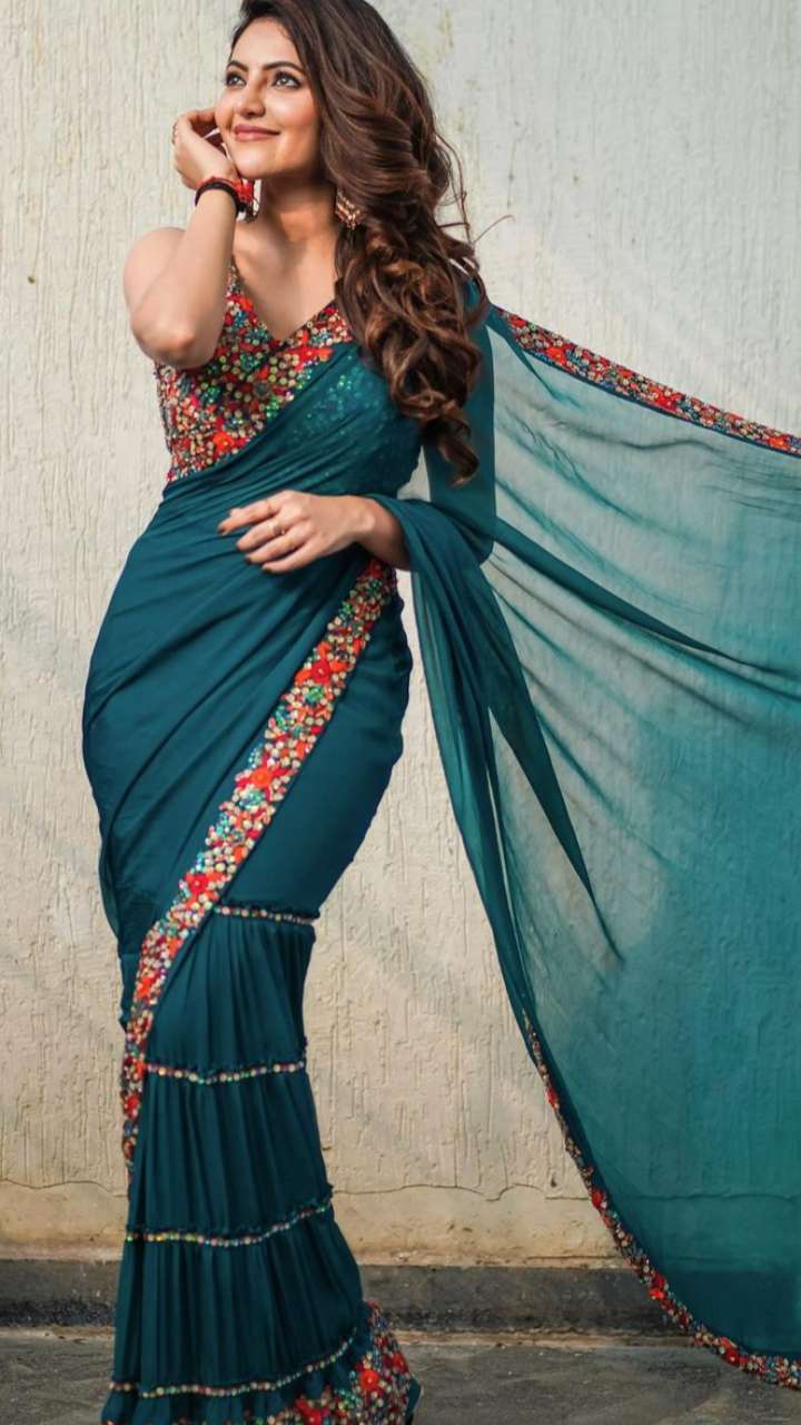 Athulyaa Ravi's Head-Turning Trendy Saree Designs | Saree Look