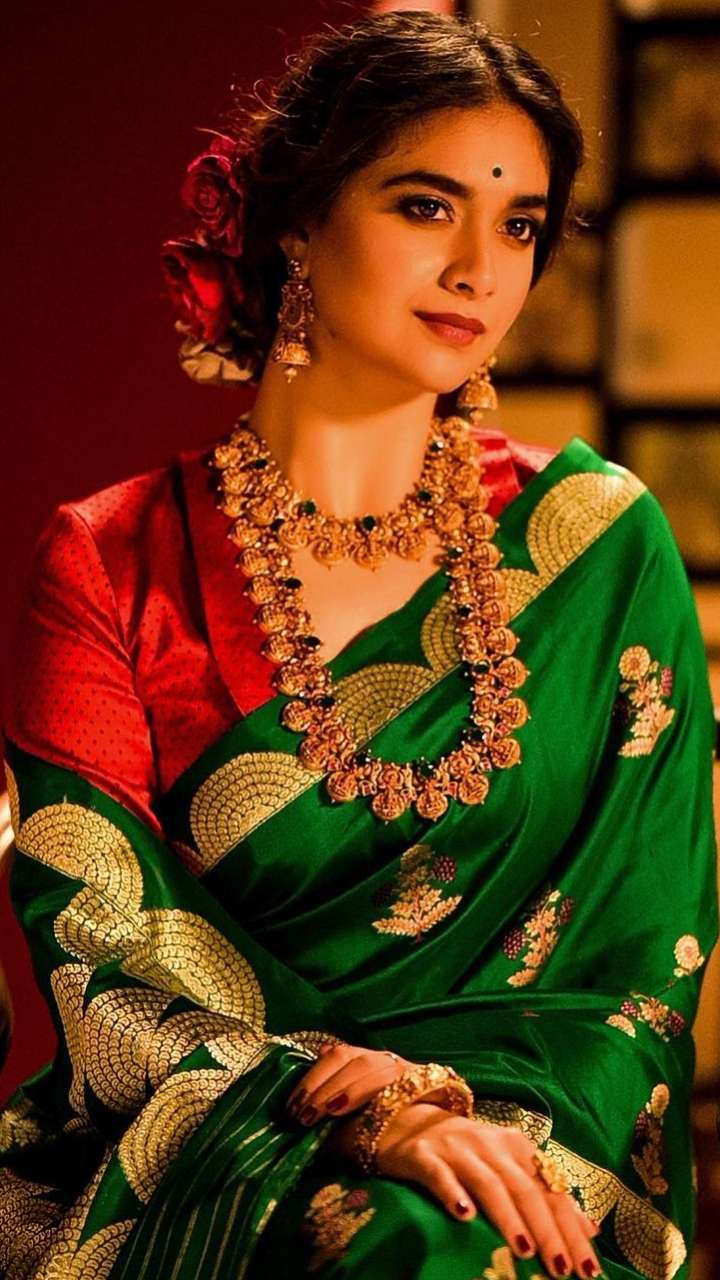 Keerthy Suresh Inspired Ethereal Saree Looks For Bong Wedding