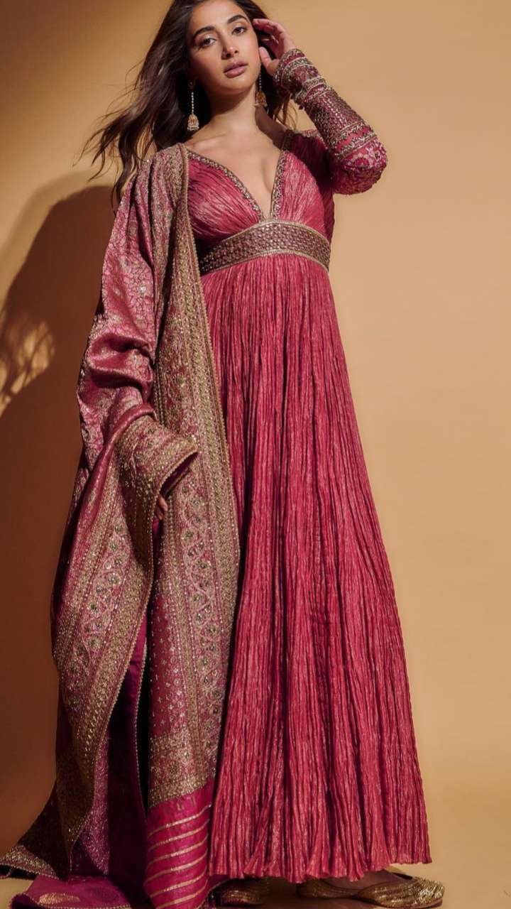 Raksha Bandhan 2023: Pooja Hegde Trendy Suit Looks