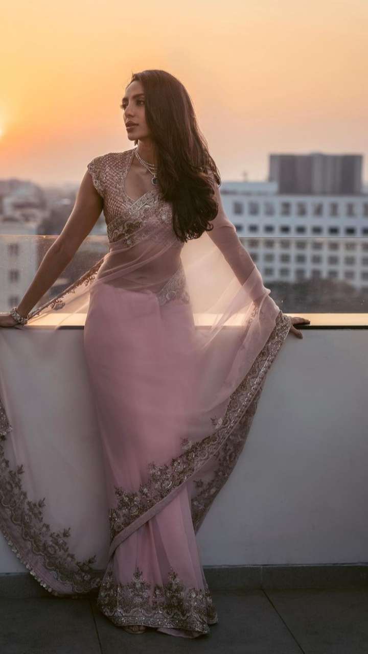 5 Trendy Sarees From Shobhita Dhulipala Closet | Made In Heaven