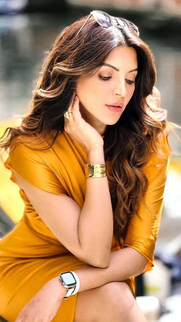 Shama Sikander’s Trendy Hairstyles For Birthday Party