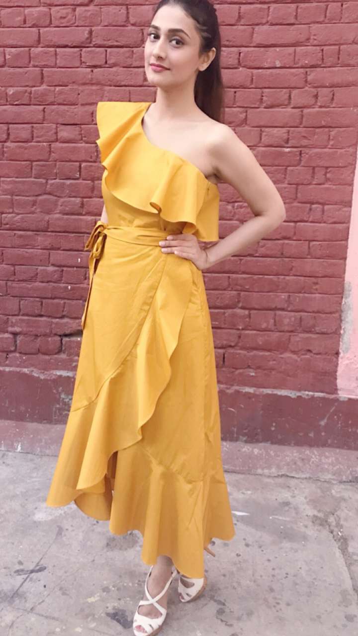 Ragini Khanna Fitness And Diet Plan For Weight Loss