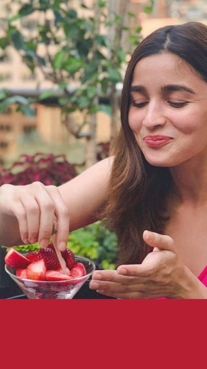 6 Fruits That Can Help You In Losing That Extra Weight Easily