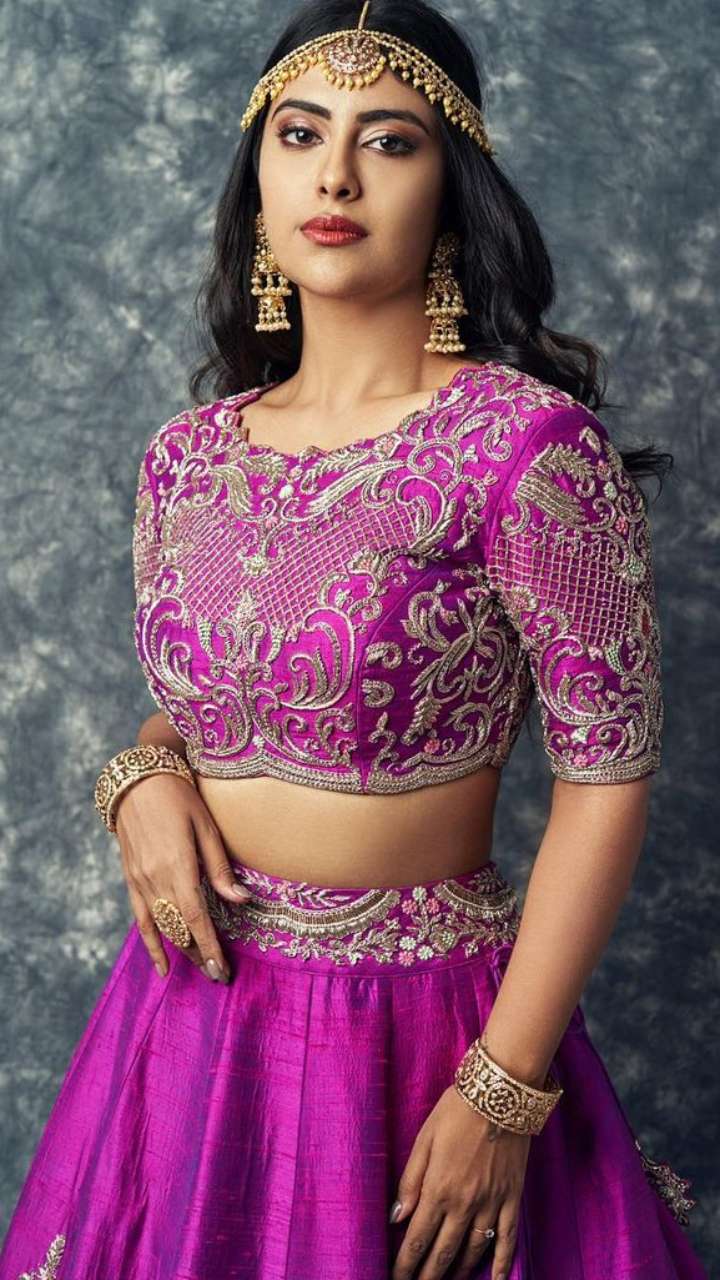 5 Trendy Blouse Designs By Avika Gor | Diwali