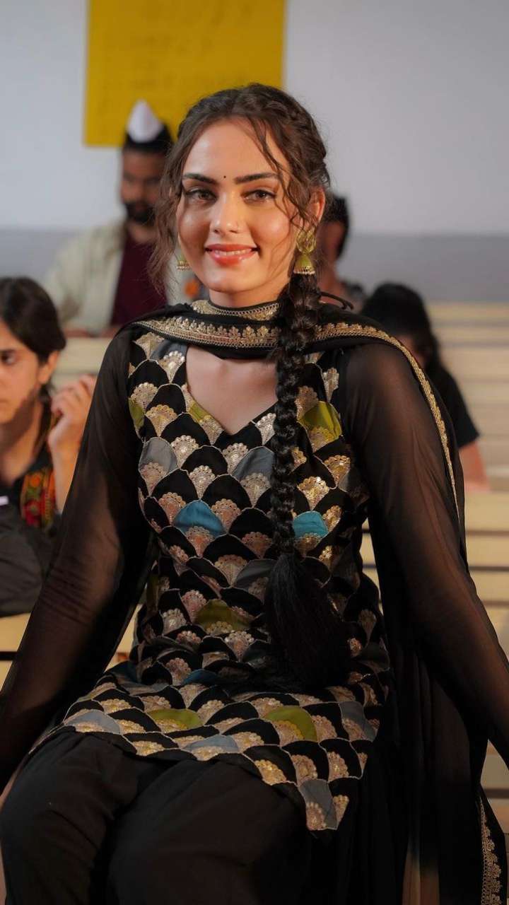 Himanshi Parashar Inspired Suits For Every Occasion | Teri Meri Dooriyan