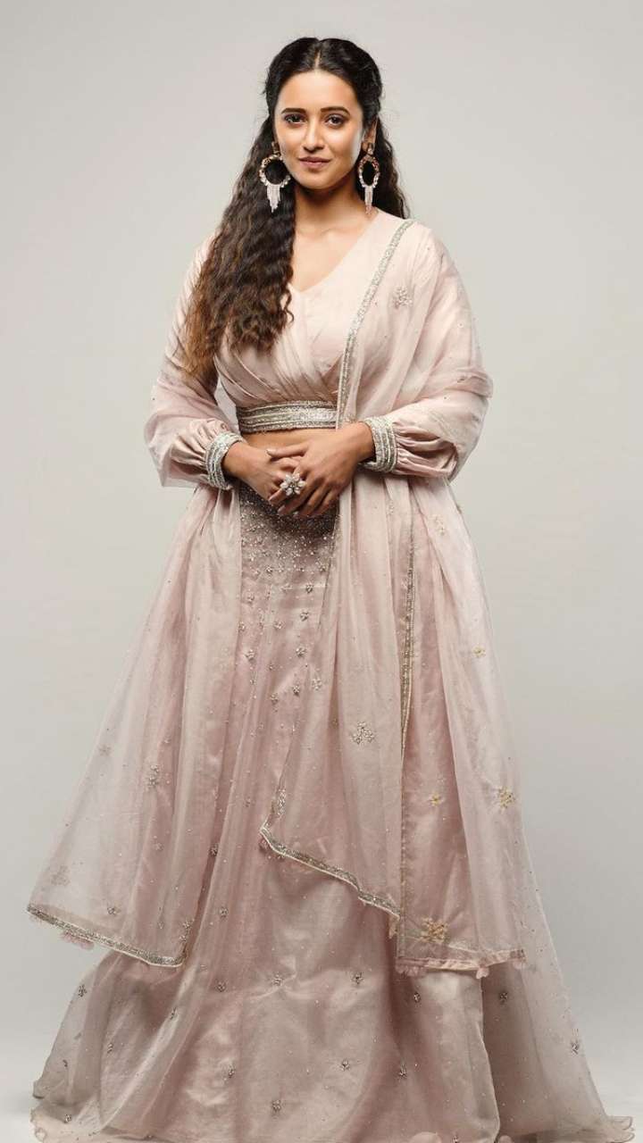 Engagement Outfit Ideas Ft. Newly Married Shivani Surve