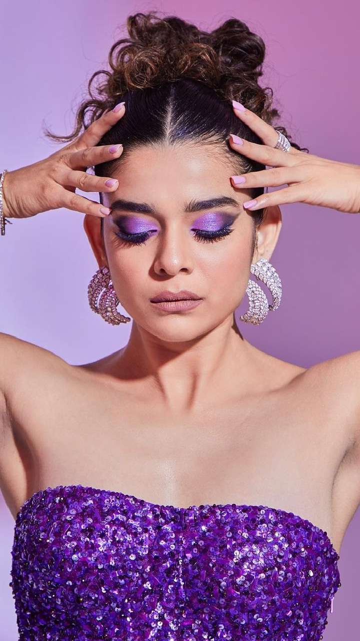 5 Trendy Eye Makeup Looks By Mithila Palkar To Impress Your Date